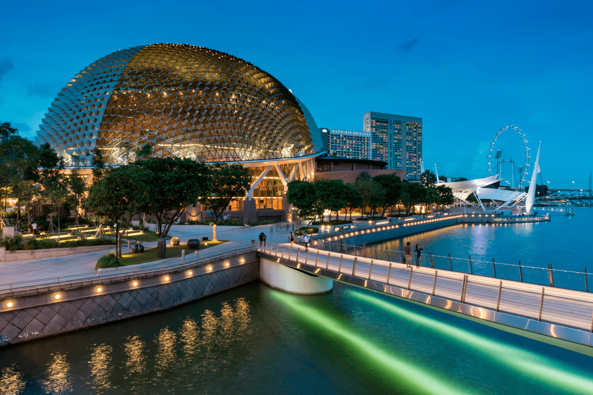 Esplanade - Theatres On The Bay | Strand Hotel